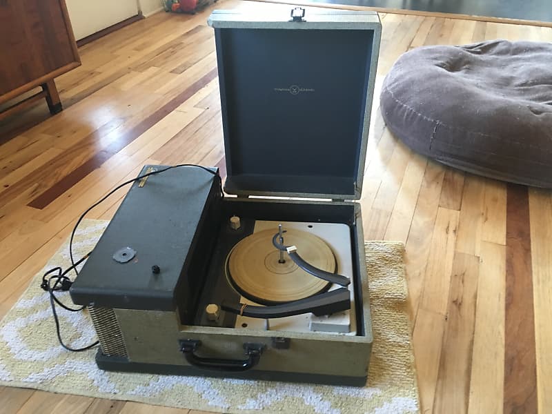 Vintage Portable Tube Amplified Record Player / Guitar Amp | Reverb