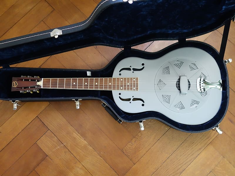 National Delphi 2001 Taupe powdercoat | Reverb Canada