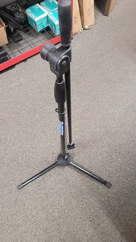 Ultimate Support Mic Stand with Boom, Approx. 35" Min, 61" | Reverb