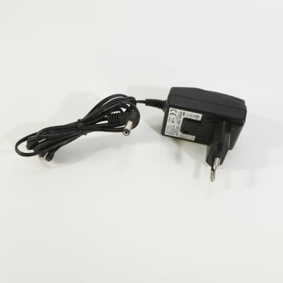 Roland ACI-230C Power Adapter 9V (EU Plug, 230V) | Reverb Deutschland
