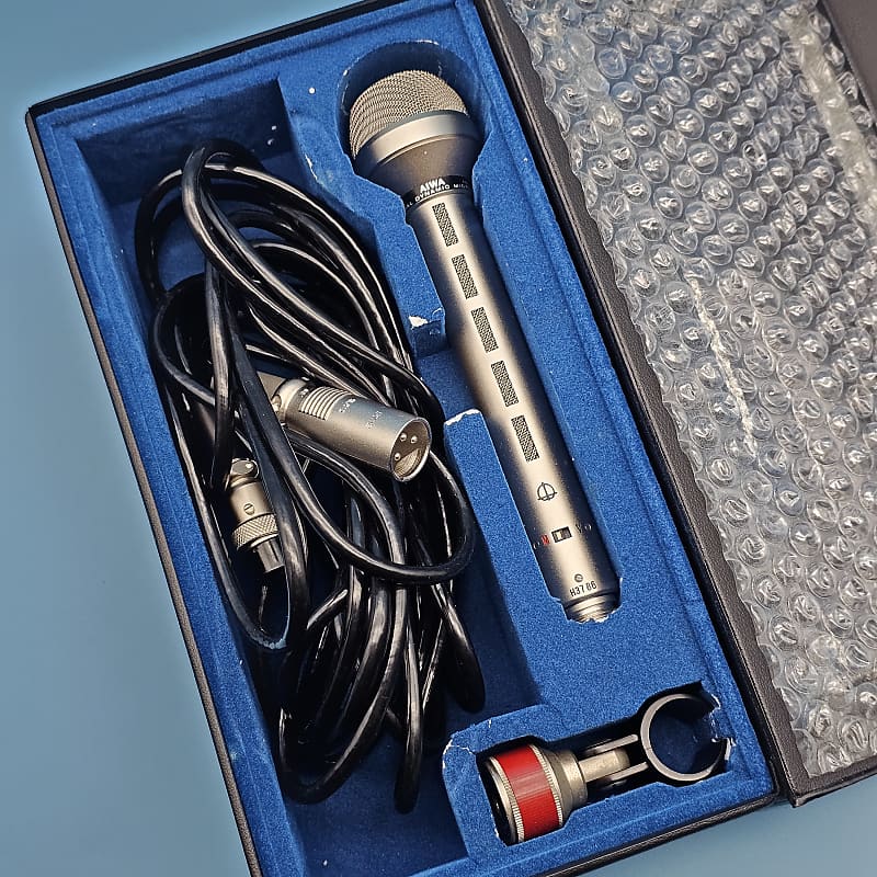 ☆Vintage 1960s Aiwa DM-68 Dynamic Microphone (AKG D19 | Reverb