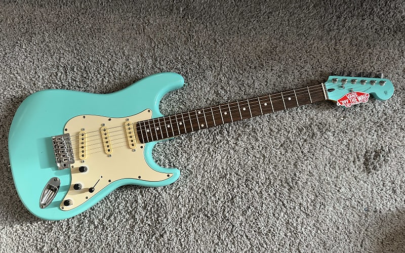 Custom Waves Stratocaster like Fender Squier Surf Foam Green | Reverb