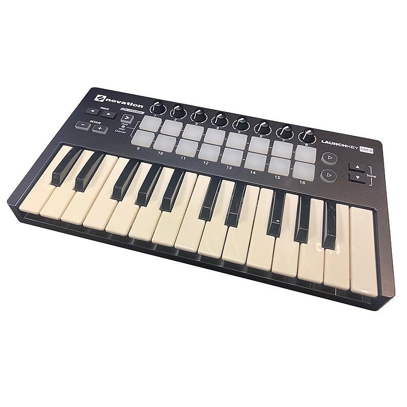 NOVATION [USED] LaunchKey Mini MK2 (Notification) | Reverb