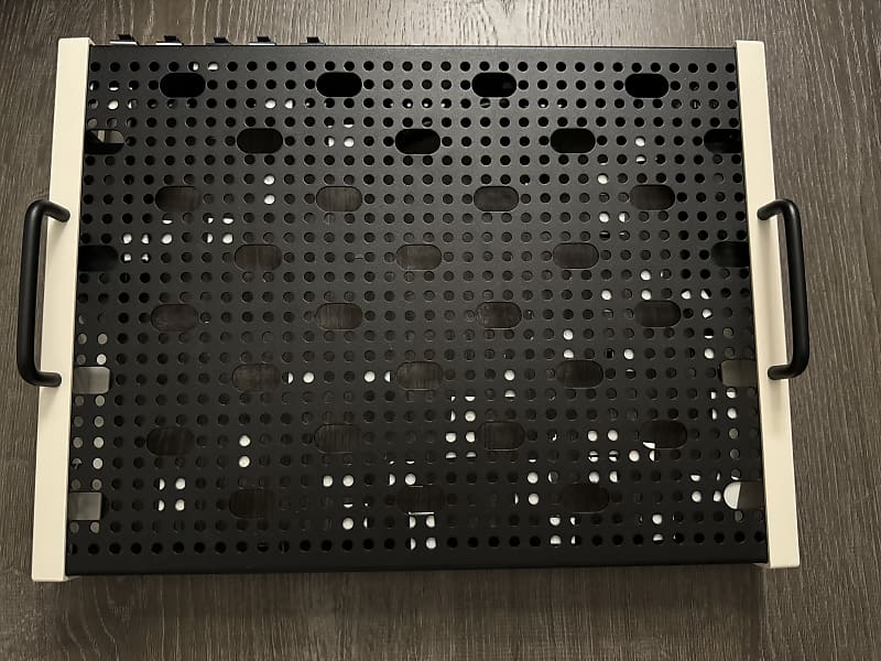 Temple Audio DUO 17 pedalboard with 2X PRO MOD, 4X PRO MOD | Reverb