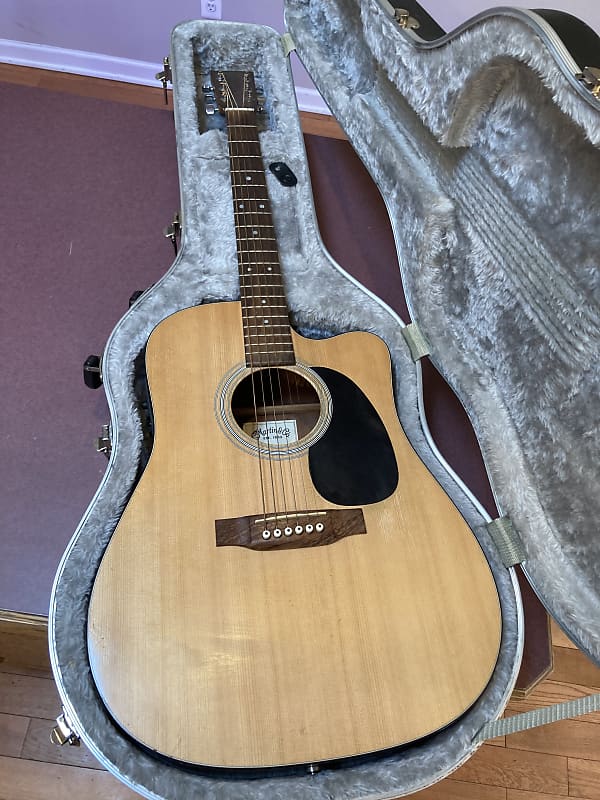 Martin DC-1E 2009 | Reverb