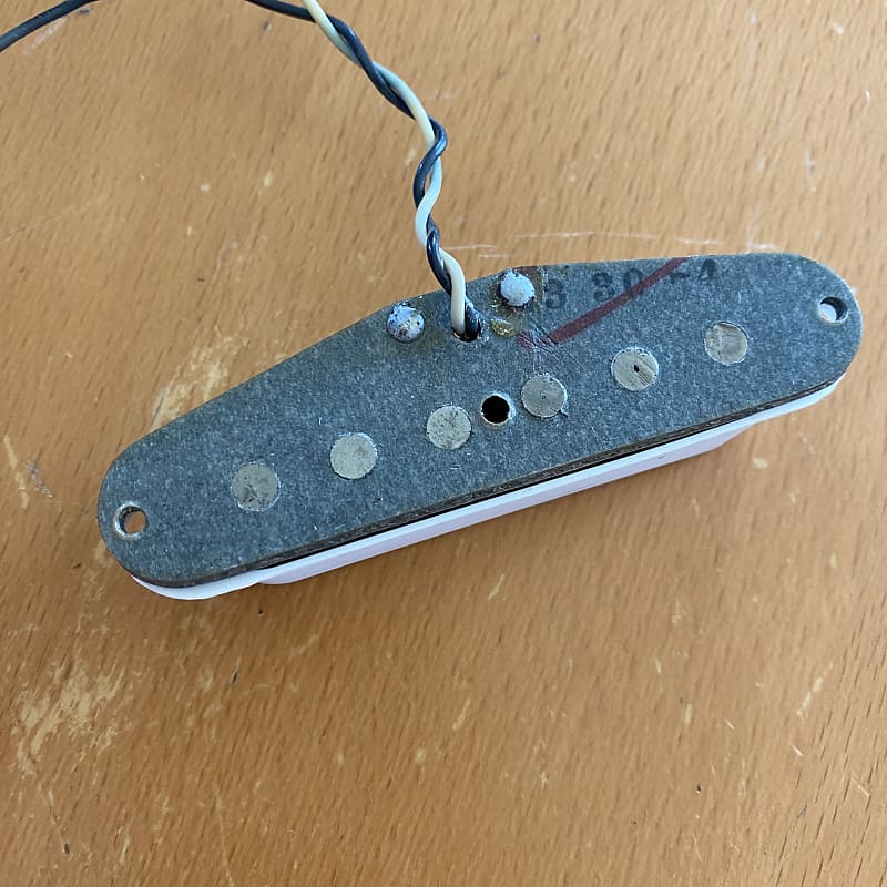 1974 Fender Stratocaster Pickup - Grey Bottom | Reverb UK
