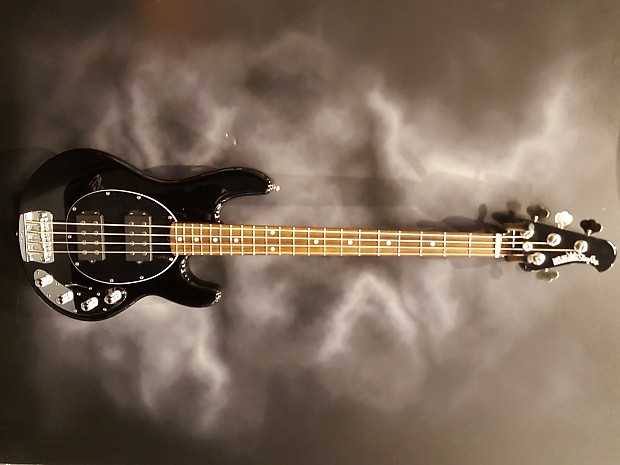 Music Man Neck Thru Stingray 4 HH 2015 Black | Reverb