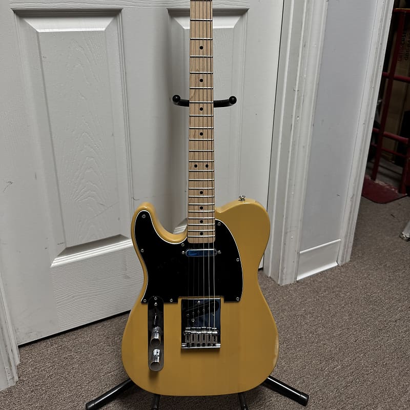 Squier Affinity Telecaster Left-Handed with String-Through | Reverb