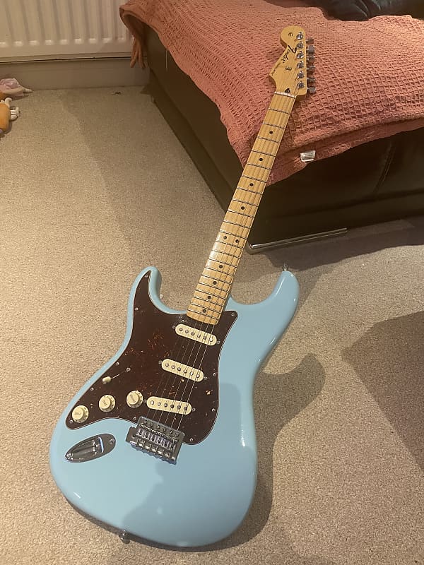 left Handed Fender Stratocaster 2012 Sonic Blue (Nitro) | Reverb