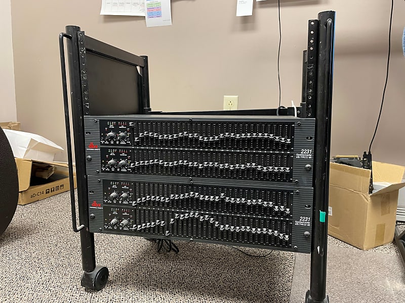 (2 units) dbx 2231 2-Channel 31-Band Graphic | Reverb