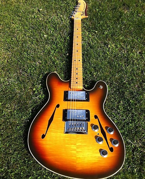 Fender Starcaster 1975 Sunburst | Reverb