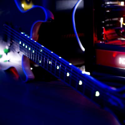 Glow in the dark fret markers and sidedots set (Moon | Reverb France