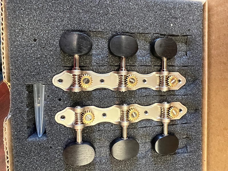 Taylor Guitar Tuner Set, Nickel, Slot Head, 6St 2021 Nickel | Reverb