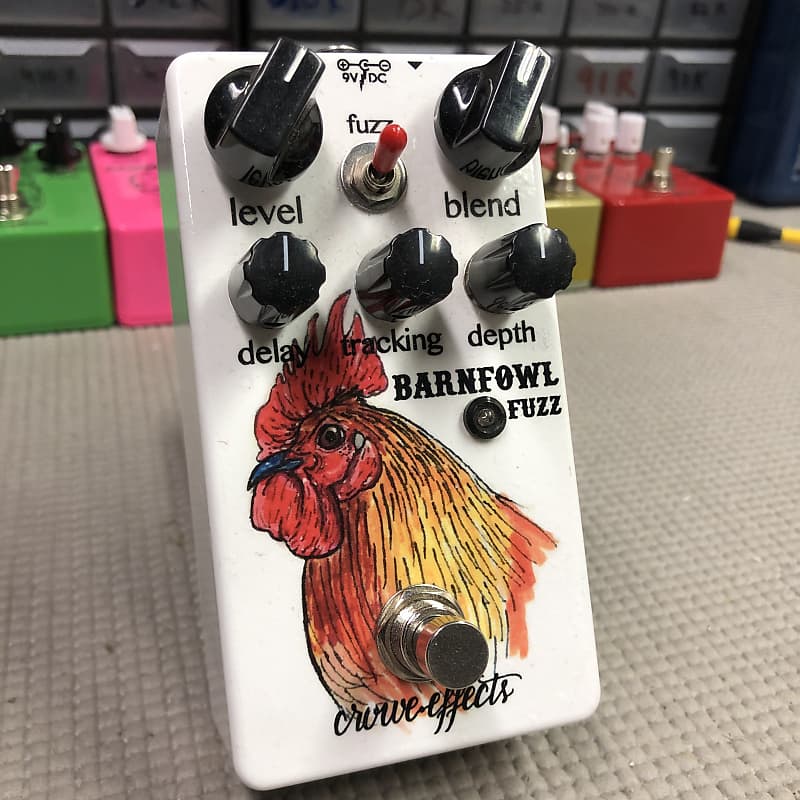 crowe.effects Barnfowl Fuzz handwired fuzz with added delay | Reverb