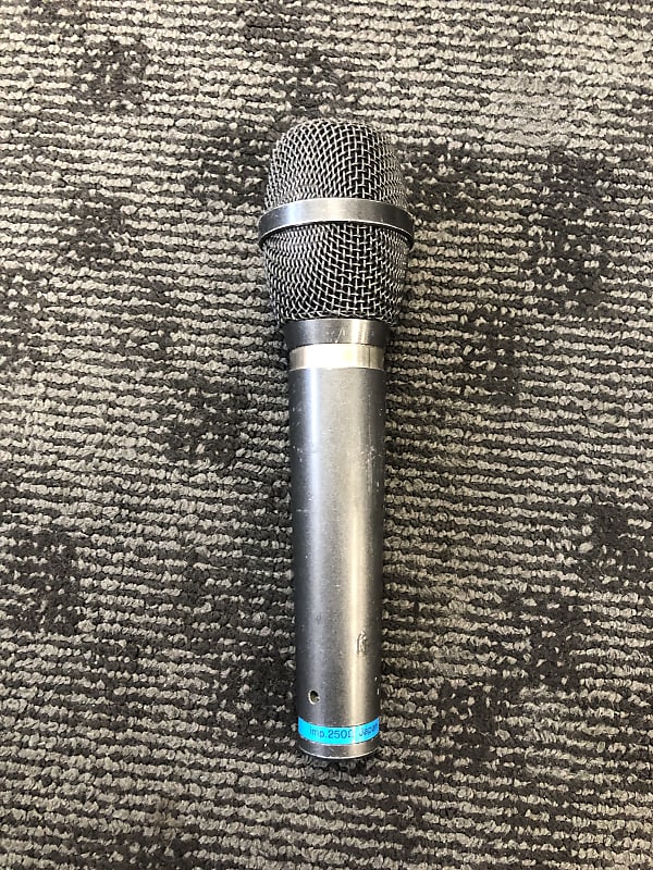Fender D3 cardioid Microphone | Reverb