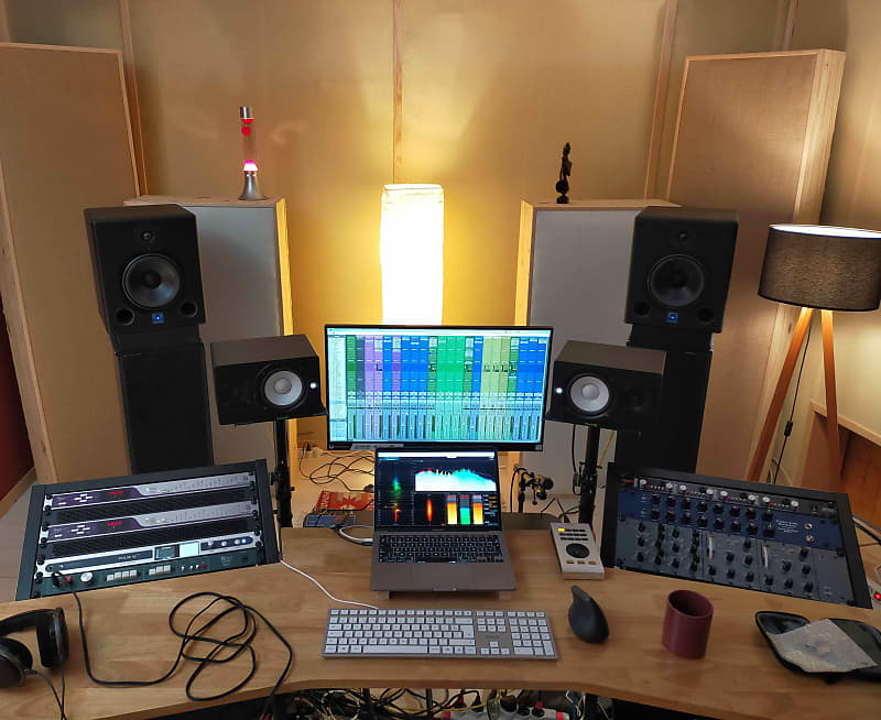 Quested V2108 | Reverb