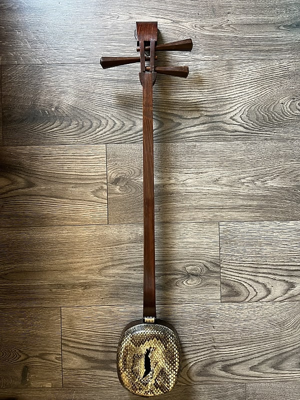 Antique 19th Century Chinese Snakeskin Sanxian Lute | Reverb UK