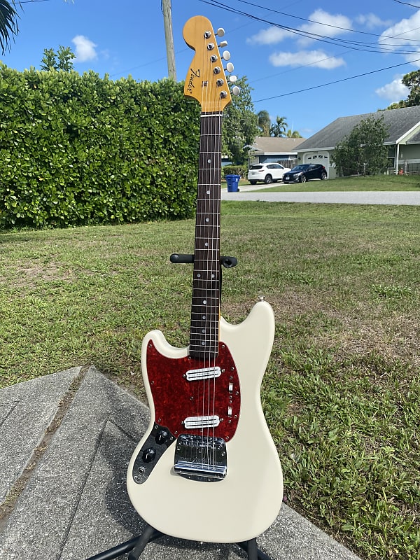 Left Handed Fender Mustang | Reverb