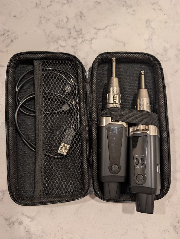 Strich M2 UHF Wireless System with phantom power | Reverb Australia