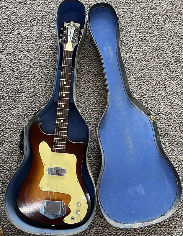 Vintage 1962-63 Kay Vanguard Solid Body Electric Guitar with | Reverb