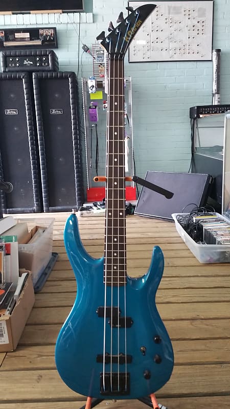 Kramer 720 Bass w/Spector Pick Ups 1988-1990 Blue | Reverb
