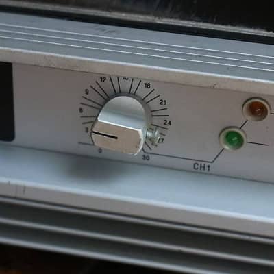 Crown Macro-Tech 600 Stereo Power Amplifier | Reverb