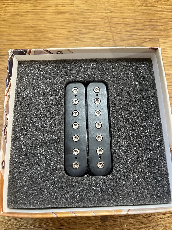 Ibanez Quantum 7 String Pickup Black with hexagonal poles | Reverb