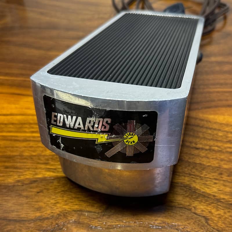 Edwards Light Beam Optical Volume Pedal | Reverb