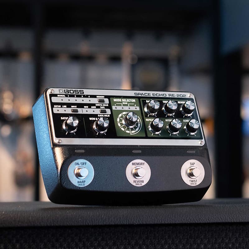 USED BOSS RE-202 DELUXE SPACE ECHO PEDAL WITH BOX | Reverb Canada