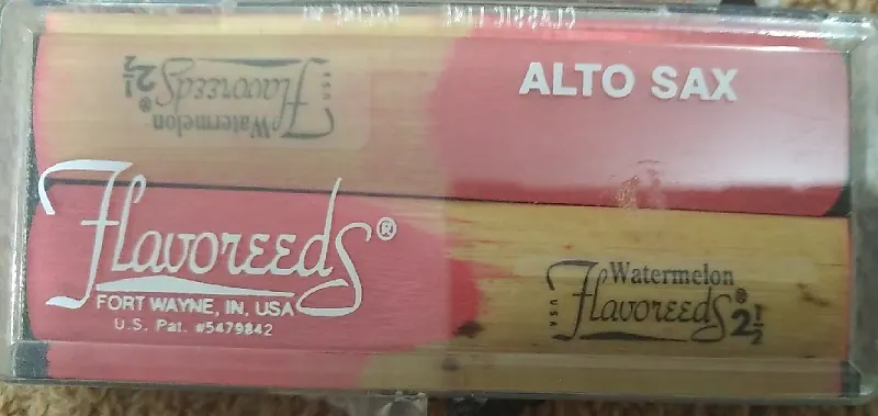 Flavoreeds Alto Sax reeds - Strength = 2.5 / Water | Reverb Canada