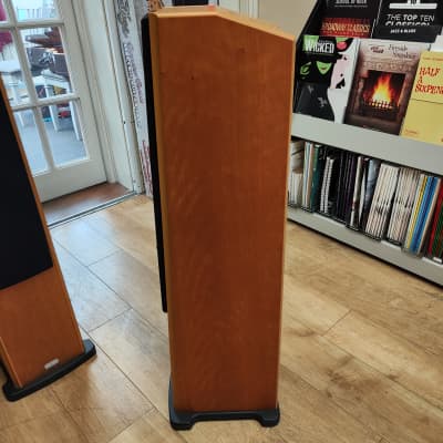RUARK Prologue II Floorstanding Loudspeakers | Reverb