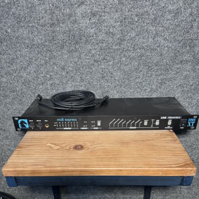 Innerclock Systems Multi-Split MIDI Clock Splitter | Reverb