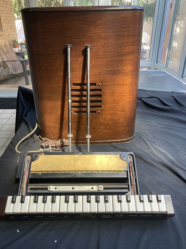 Hammond Solovox Keyboard & Tone Cabinet | Reverb