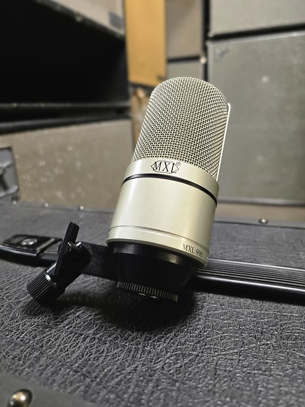 MXL 990 Condenser Microphone - Silver | Reverb