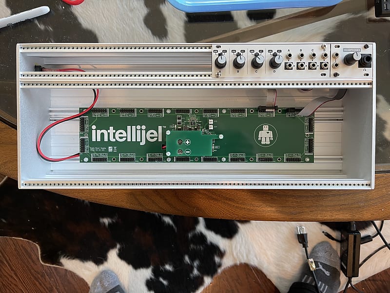 Intellijel 4U 84HP Performance Case with modules | Reverb