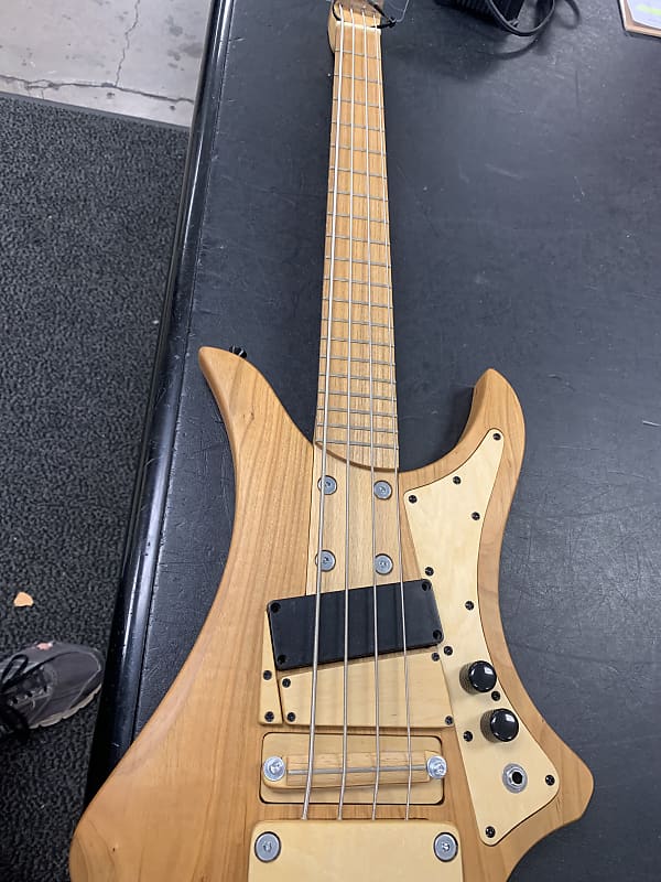 Mark Ramsey Custom 4 string headless bass guitar natural | Reverb