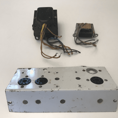 Valco 5-watt amplifier chassis, power transformer, and output | Reverb