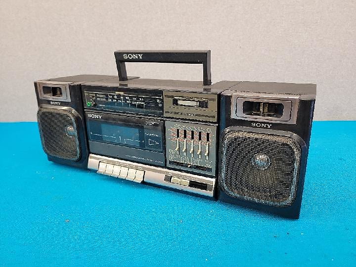 Vintage SONY CFS-1000 AM/FM STEREO BOOMBOX CASSETTE RECORDER | Reverb
