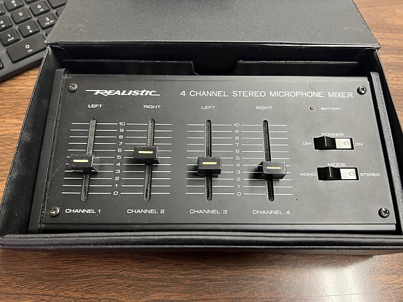 Realistic 4 Channel Stereo Microphone Mixer Local Pickup Only | Reverb