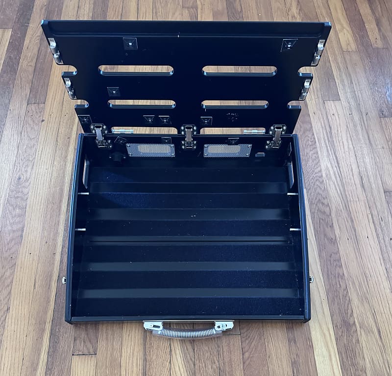 Schmidt Array 550 XDM 2022 - Black and aluminum | Reverb