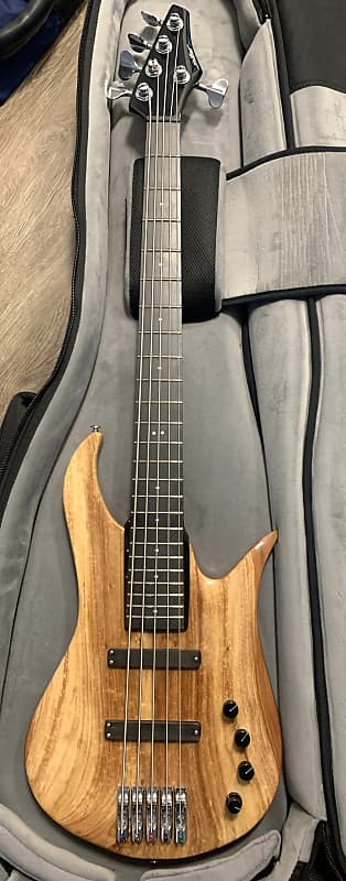 Miller Instruments Jazz Bass, Oneida James, Carbon neck | Reverb