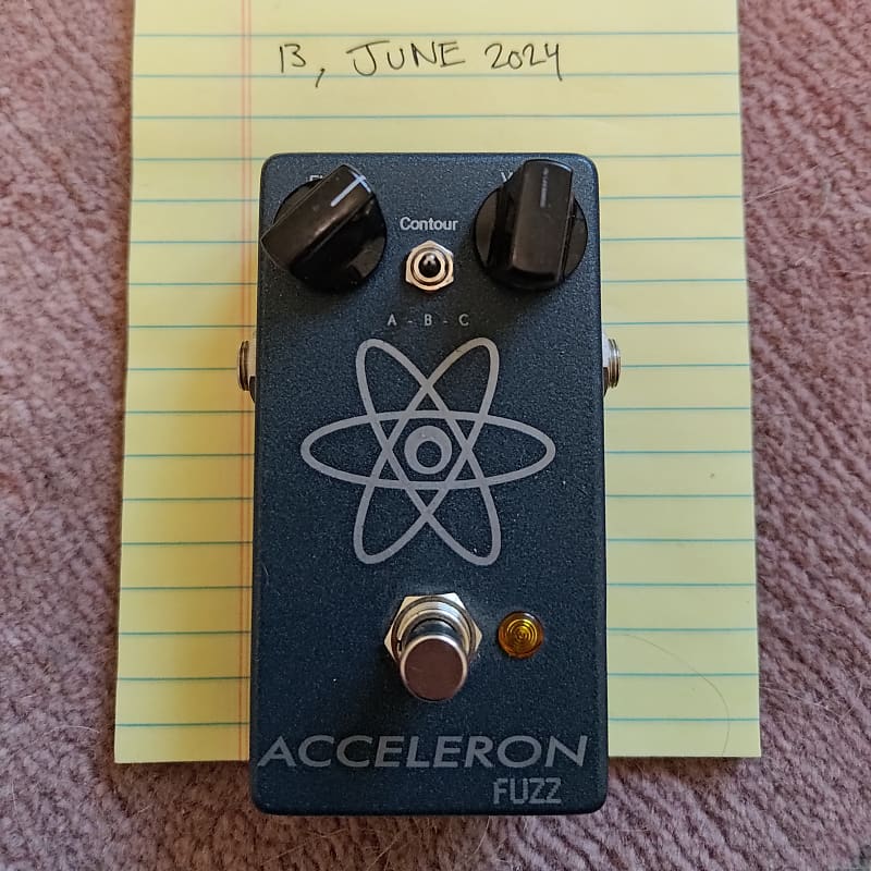 Resonant Field Effects Acceleron | Reverb