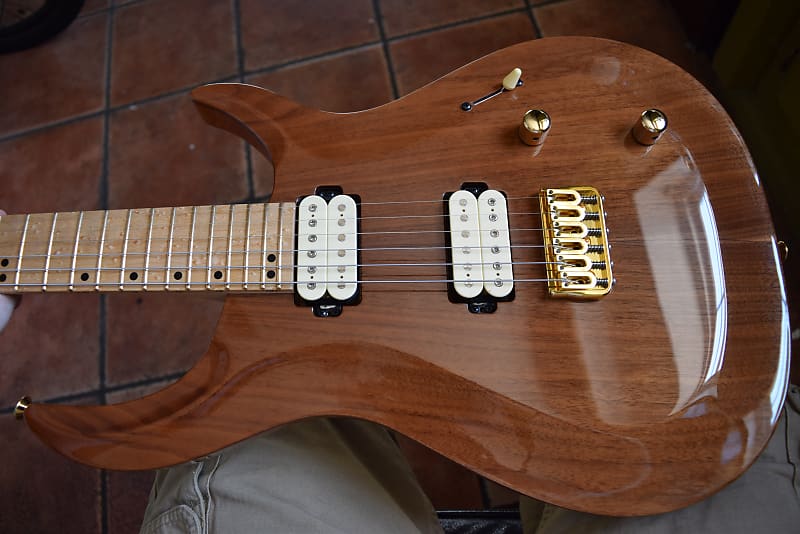 Kiesel Crescent, 2018 model , Gorgeous guitar, gold frets | Reverb UK