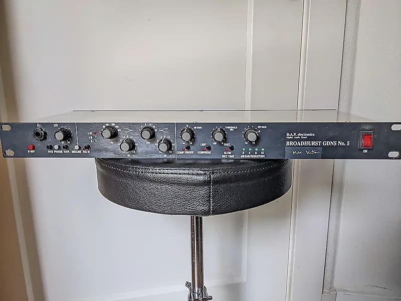 D.A.V. Electronics Broadhurst Gardens No. 5 Channel Strip | | Reverb