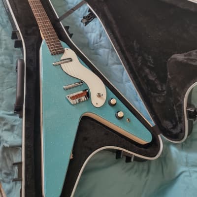 2020 Deptone Blue Sparkle V Style Custom Build Danelectro | Reverb