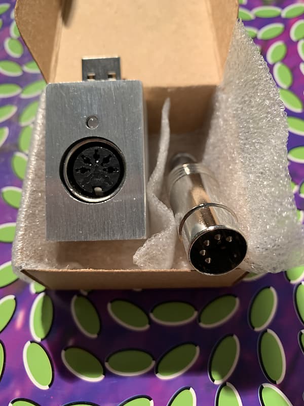 FLASH “World’s Smallest Synthesizer” THE | Reverb