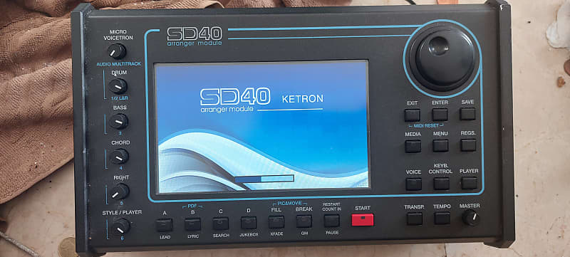 Ketron SD40 with carry case. SHIPS FROM TENERIFE, SPAIN. | Reverb