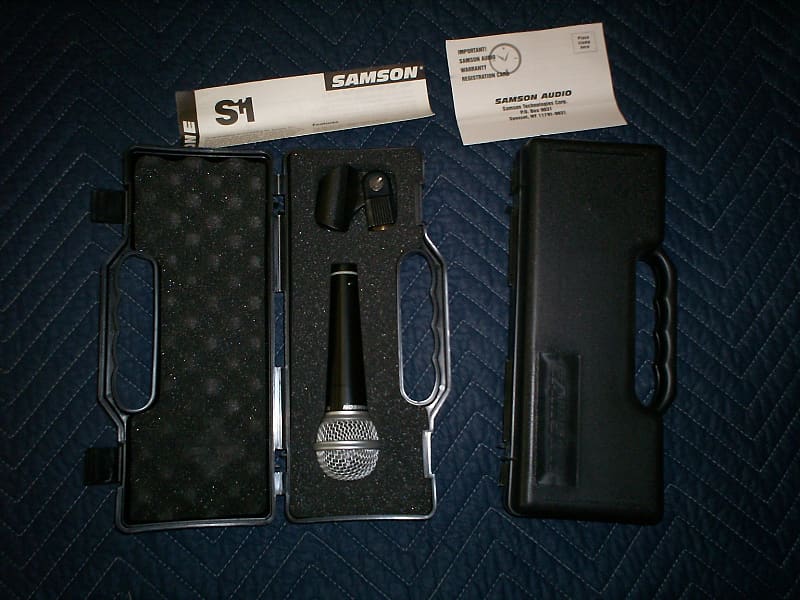 Samson S11 Dynamic Cable Professional Microphone | Reverb