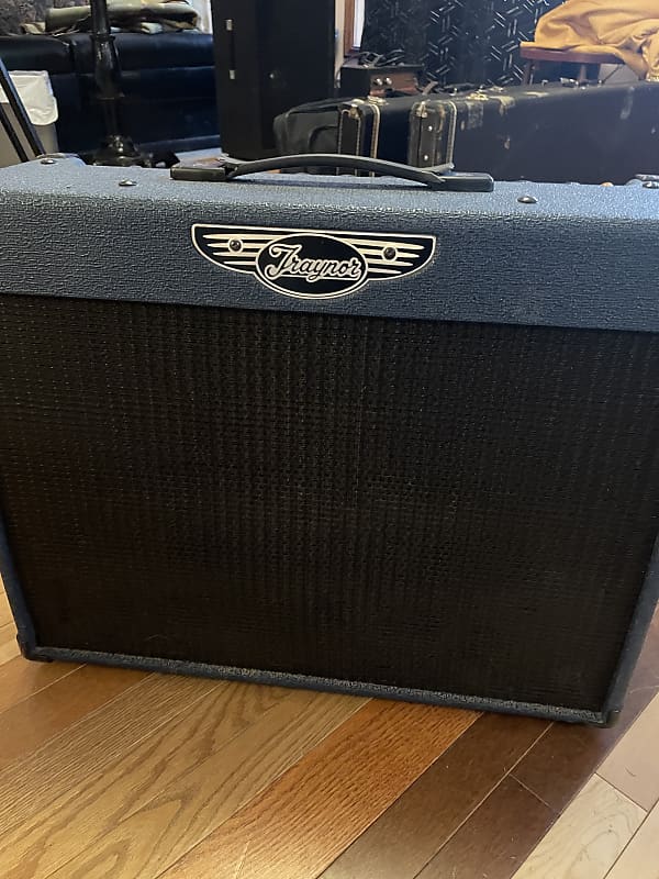 Traynor 50 watt tube Newer model Blue | Reverb Canada