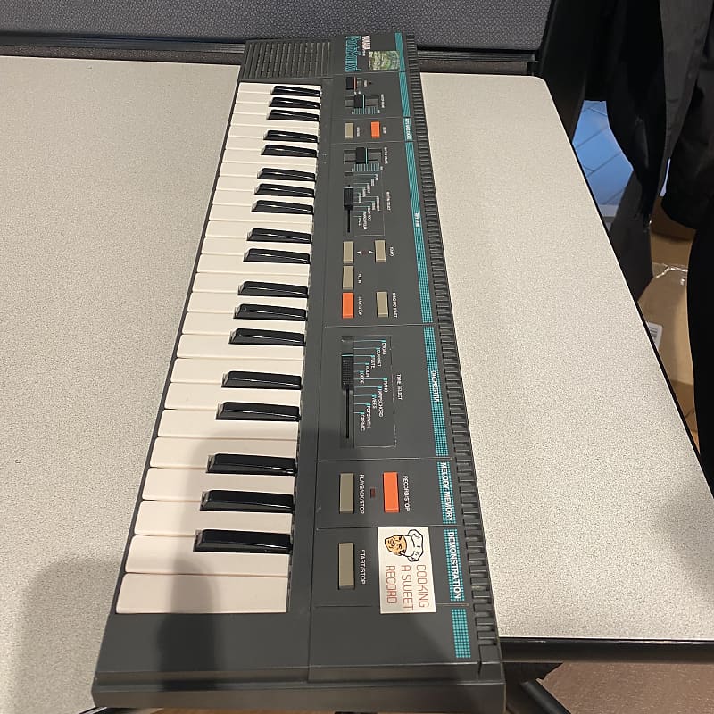 Yamaha PortaSound PSS-160 1986 | Reverb